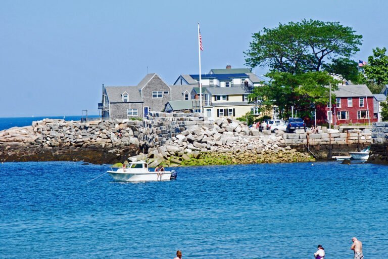 10 Charming Small Towns to Visit in Massachusetts - Travels Canvas
